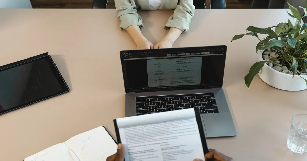 The Remote Hiring Process: 6 Steps, 4 Strategies, 7 tools